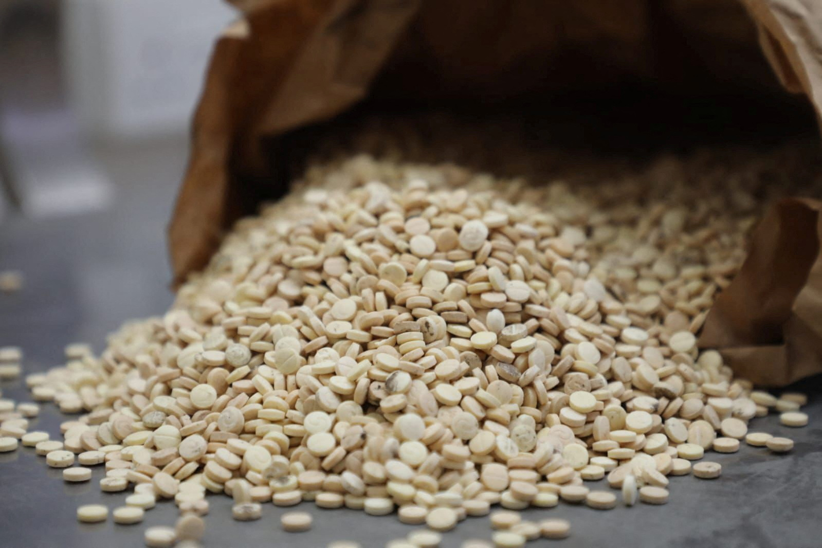 Jordan makes biggest drugs bust in years at Saudi border | Reuters