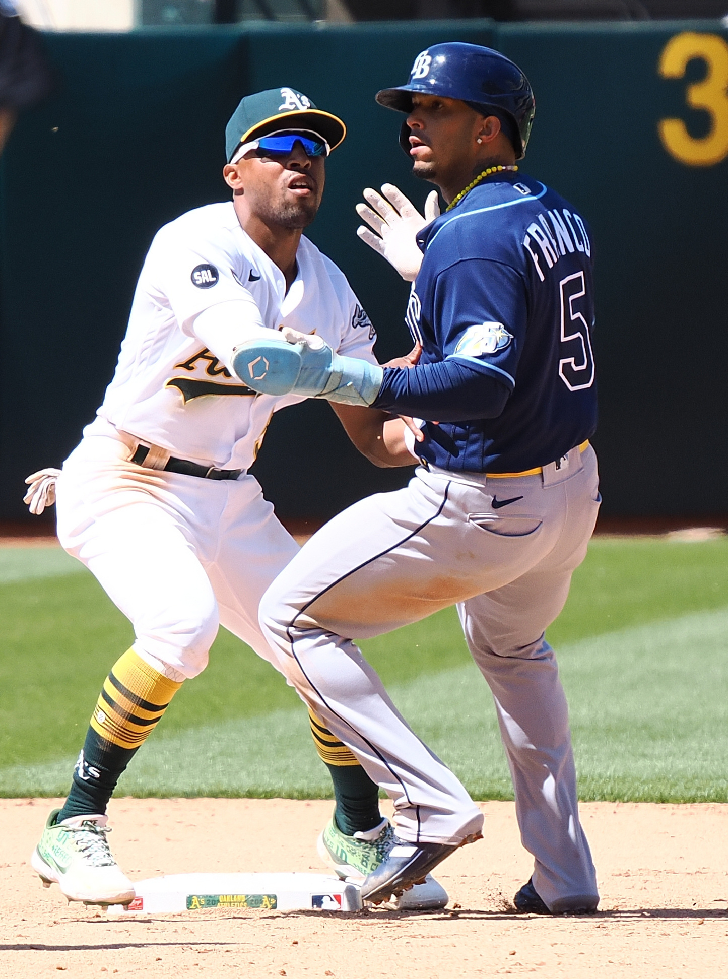 Luke Raley's HR lets Rays salvage split with Athletics | Reuters