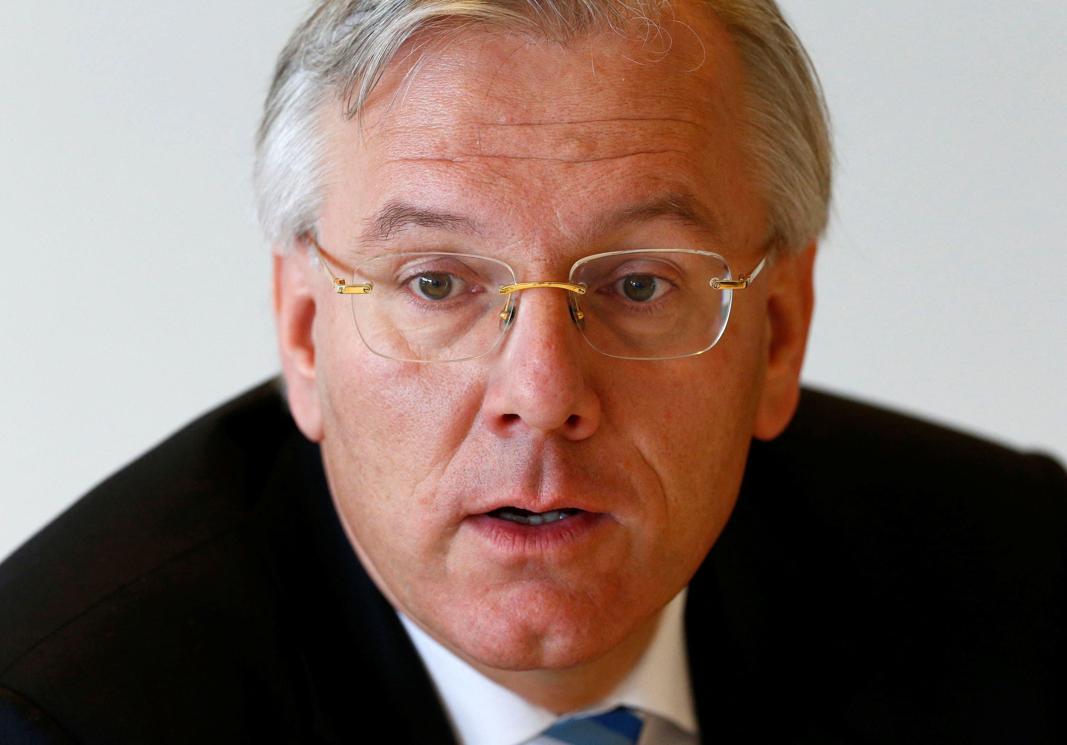 Roche believes cancer drug setback not a fatal blow to growth prospects ...