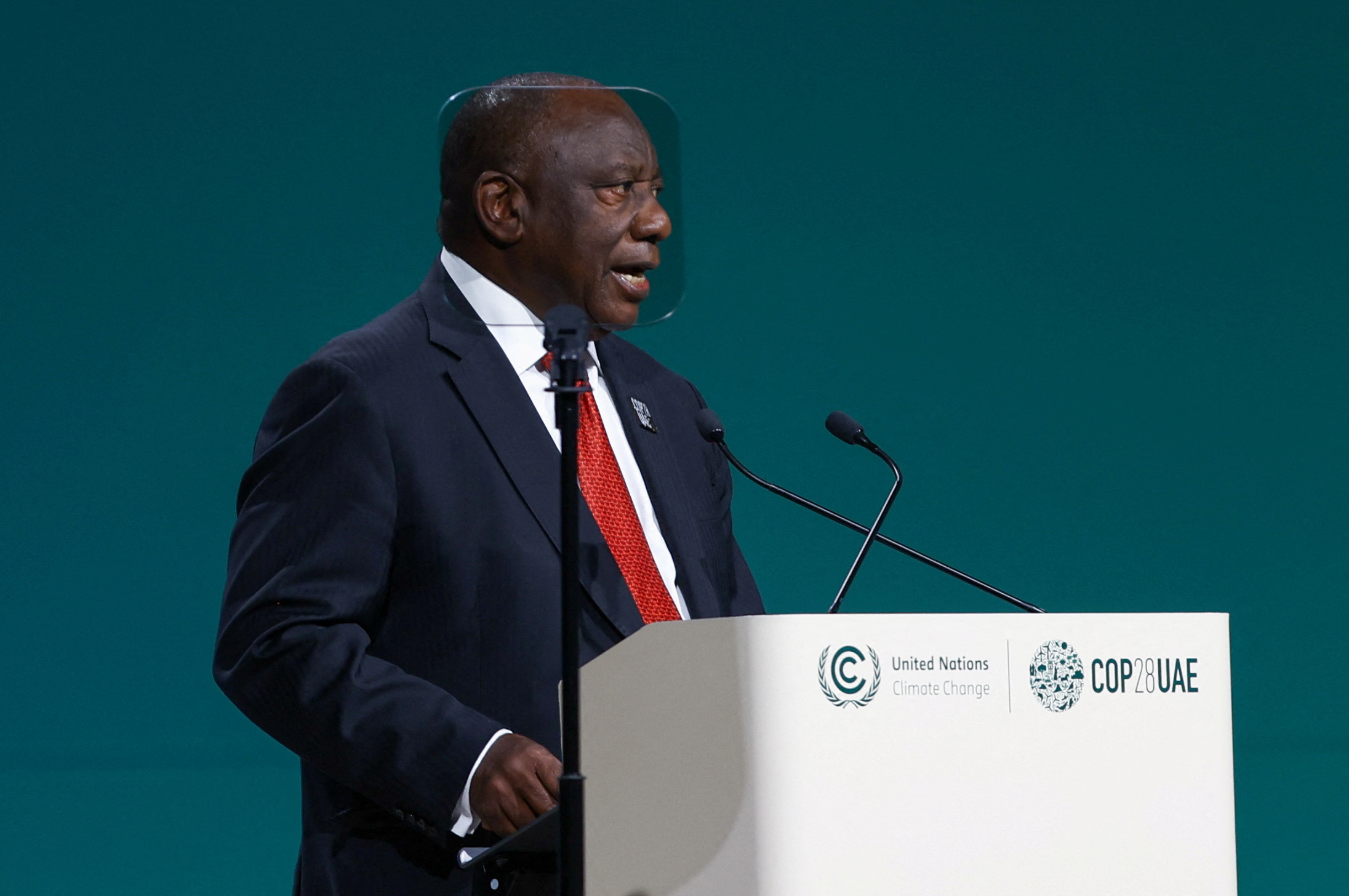 Clashes over fossil fuels, Gaza conflict cloud COP28 climate summit | Reuters