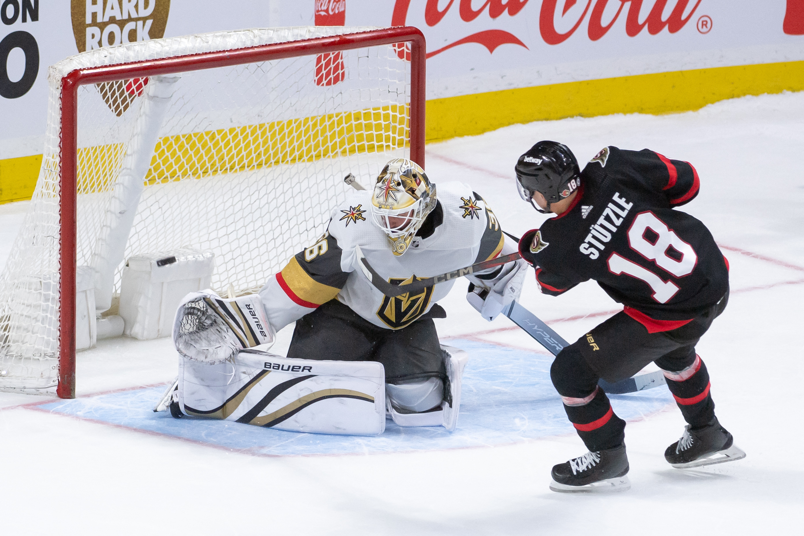 Tim Stutzle's shootout goal lifts Senators over Knights | Reuters