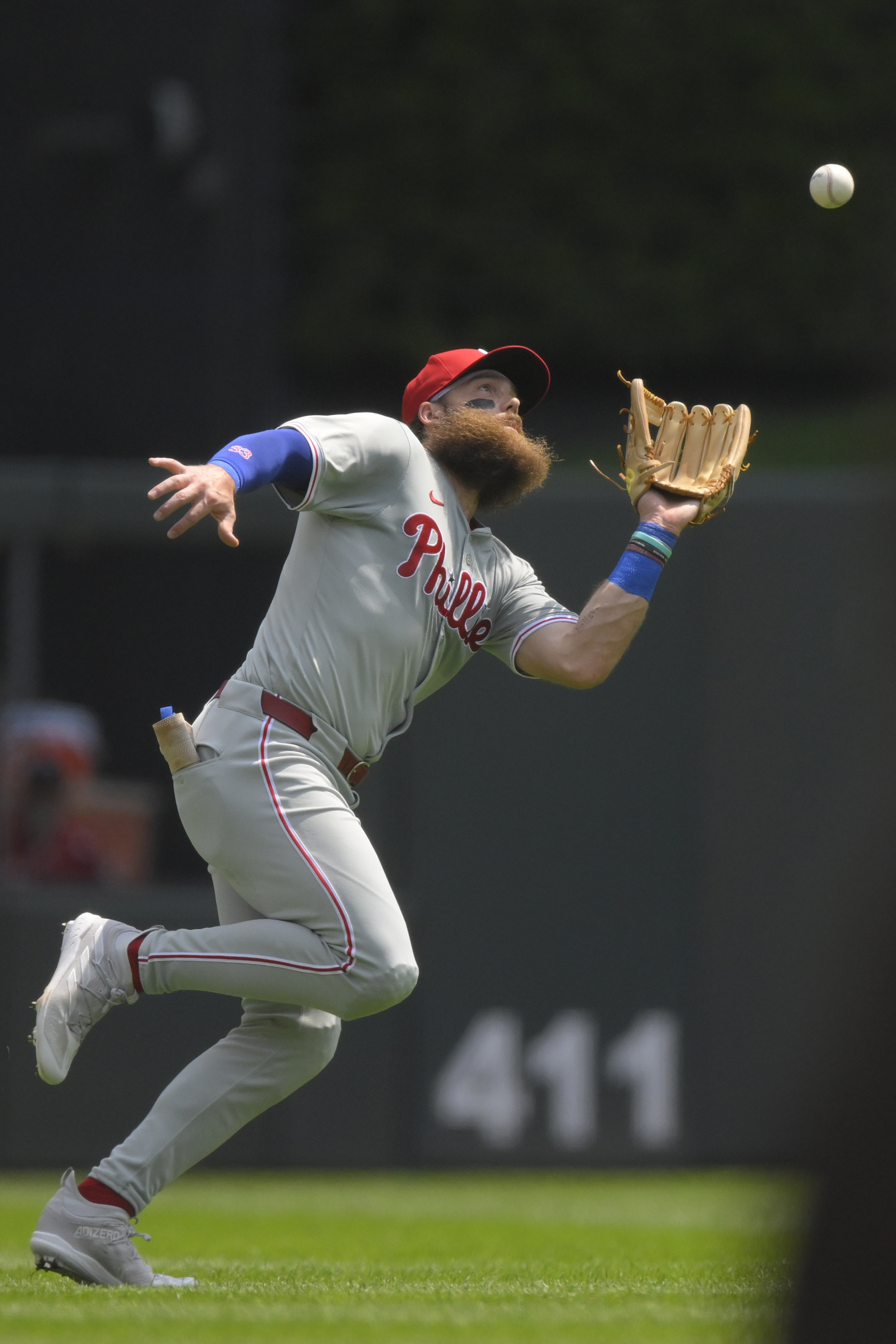 Max Kepler's winning hit allows Twins to silence Phillies | Reuters