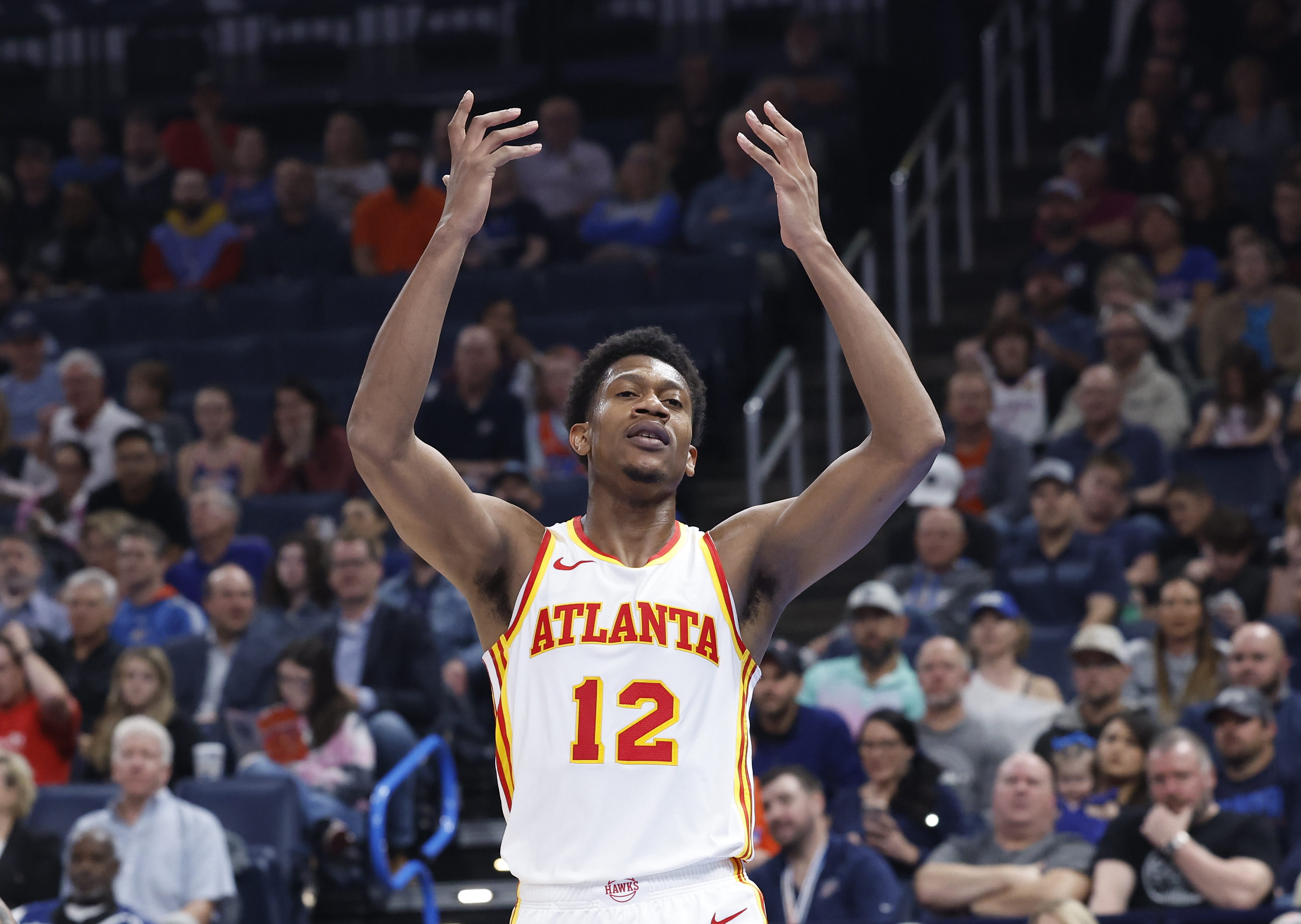 Shai Gilgeous-Alexander, Chet Holmgren help Thunder stop Hawks | Reuters