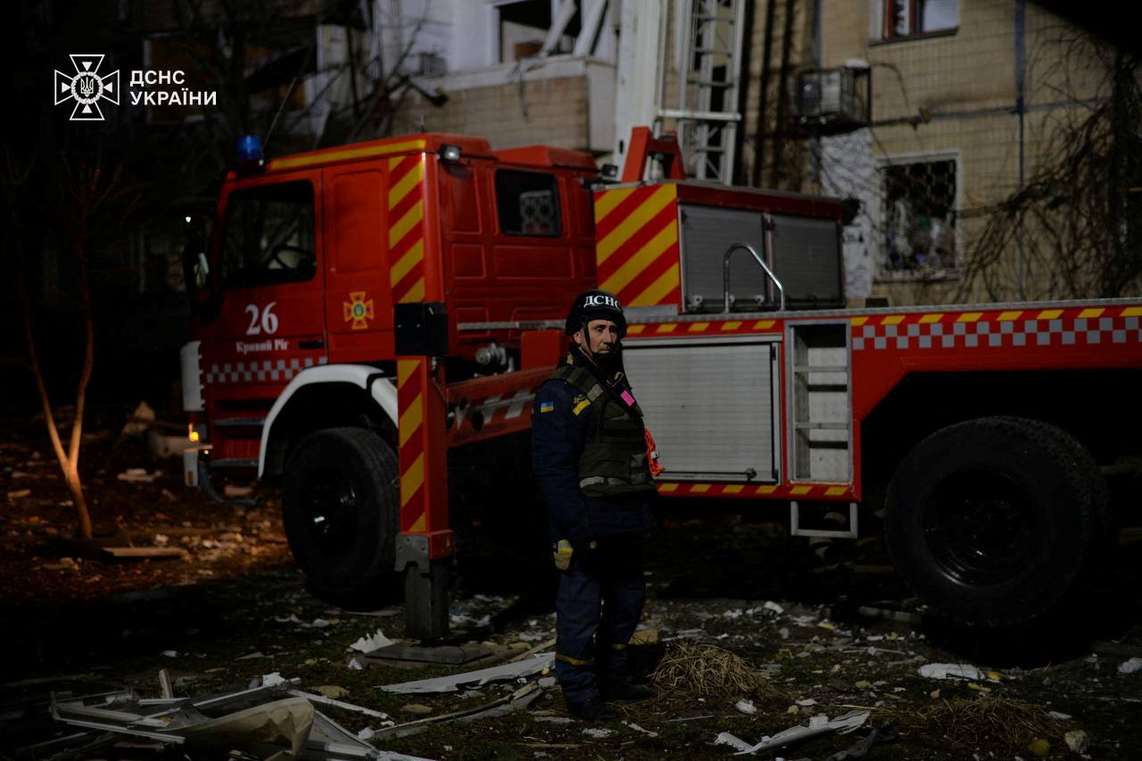 Missile hits apartment buildings in Ukraine's Kryvyi Rih, 3 dead, 38 hurt | Reuters